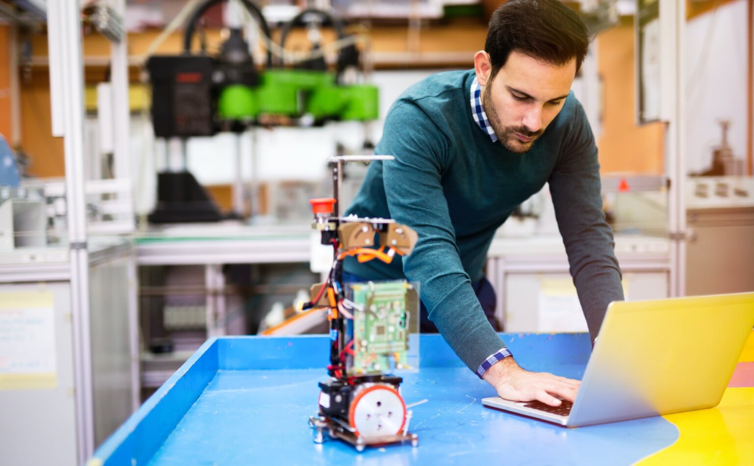 Biannual Graduation Project Exhibition 12/2023 - College of Engineering ...